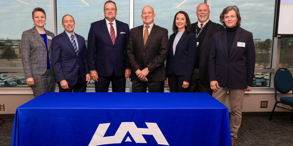 UAH wins $2.8M grant for teachers of English Learners - 256 Today