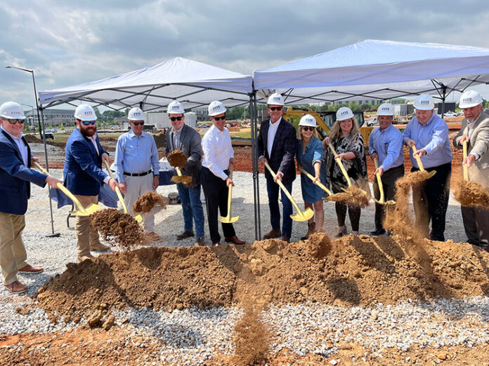 Lakeside Plaza retail center to open at Clift Farm - 256 Today