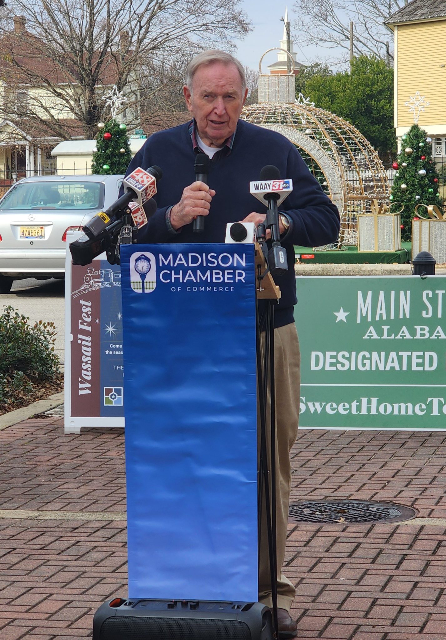 Alabama town's official 'Pup Mayor' makes first official appearance at ...