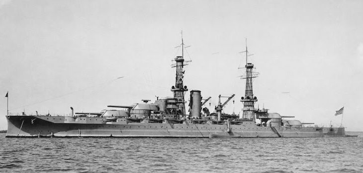 Navy removes USS Arizona concrete mooring platforms - 256 Today